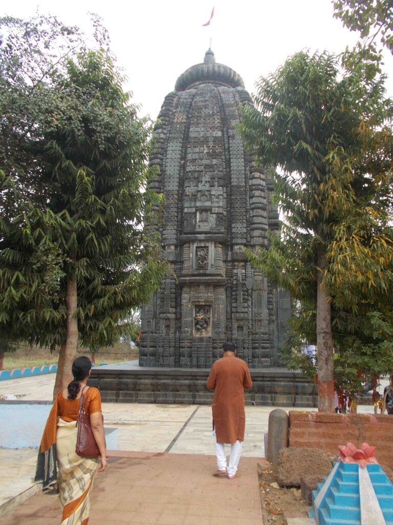 PLACES OF TEMPLES - TOUR TRAVEL AND ACCOMMODATION